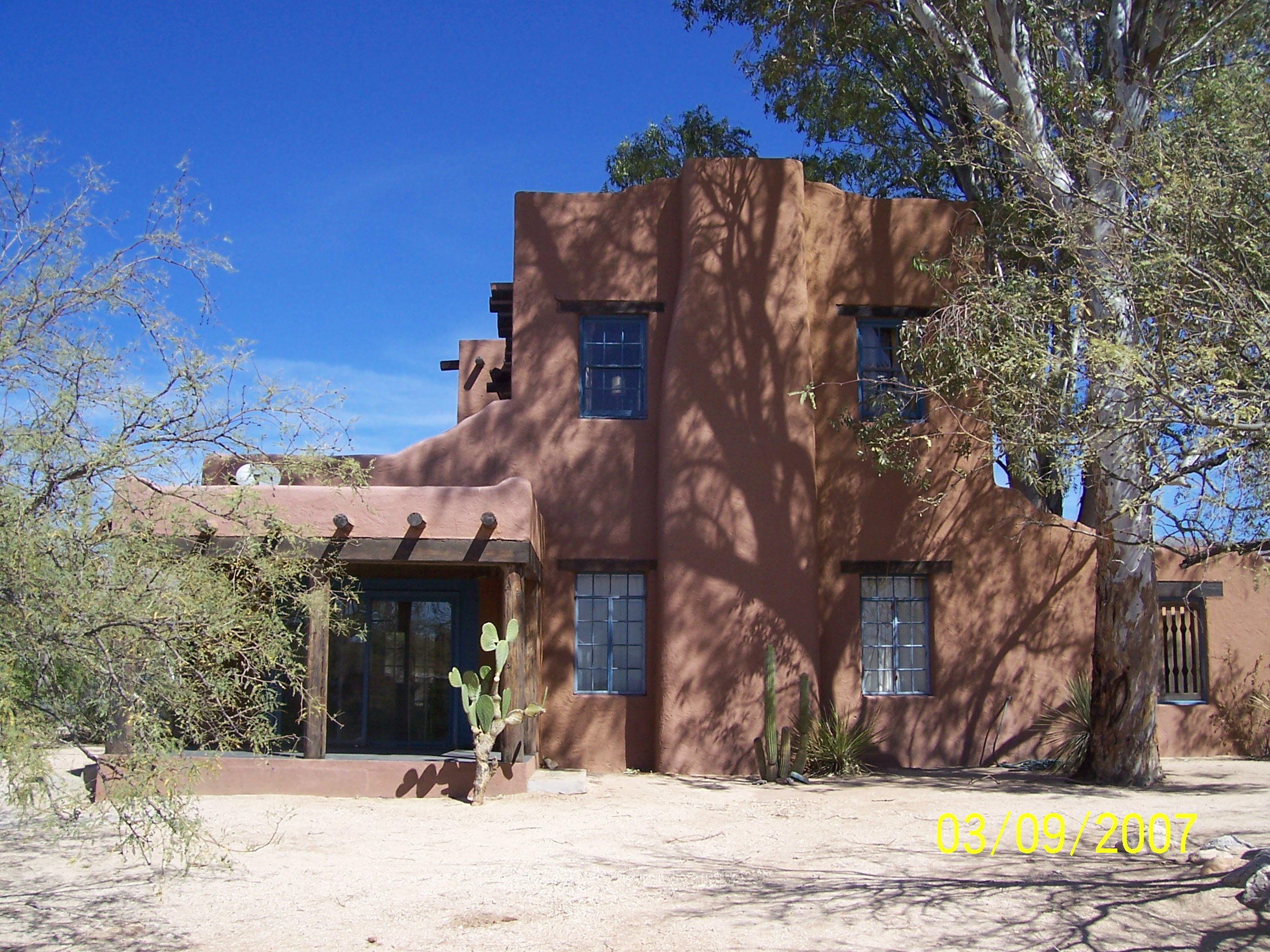 Plan to build minimalist, glass dreamhouse here